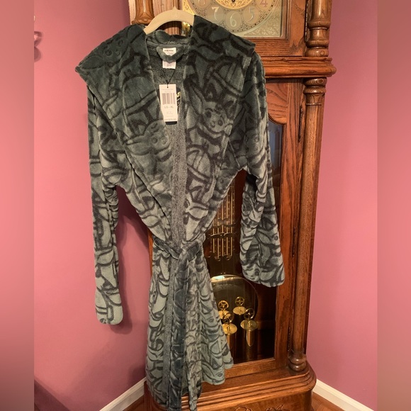 Vera Bradley | Intimates & Sleepwear | Star Wars Plush Vera Bradley ...